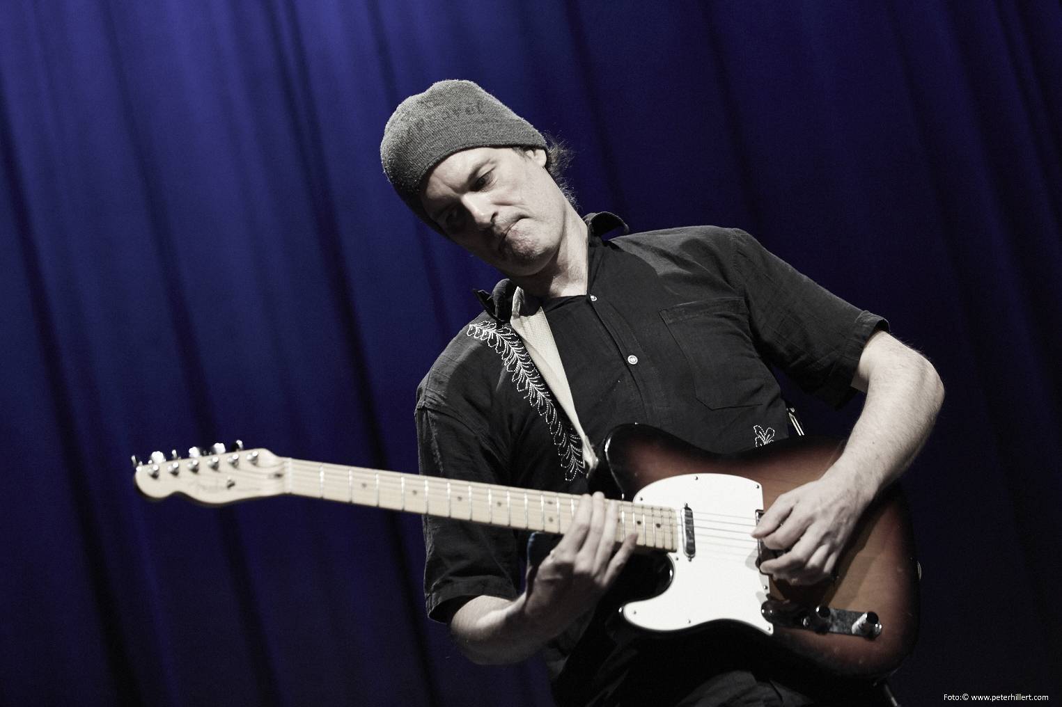 Jens Mayer Guitarist - Gitarrist Jens Mayer